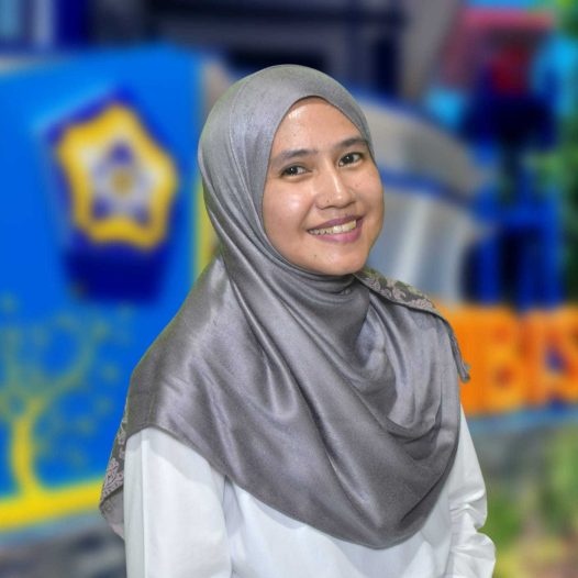 Alia Azmi, S.IP., M.Si - Bachelor of Agribusiness